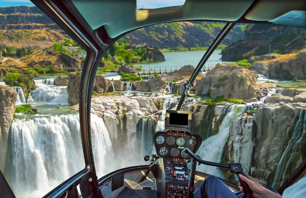 Romantic Niagara Falls Private Tour on Helicopter Flight