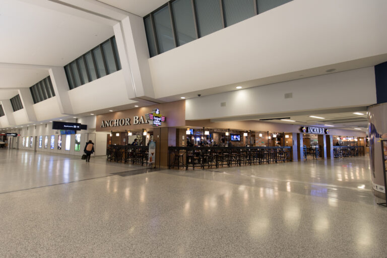 Transfer from Niagara Falls, Canada to Buffalo International Airport